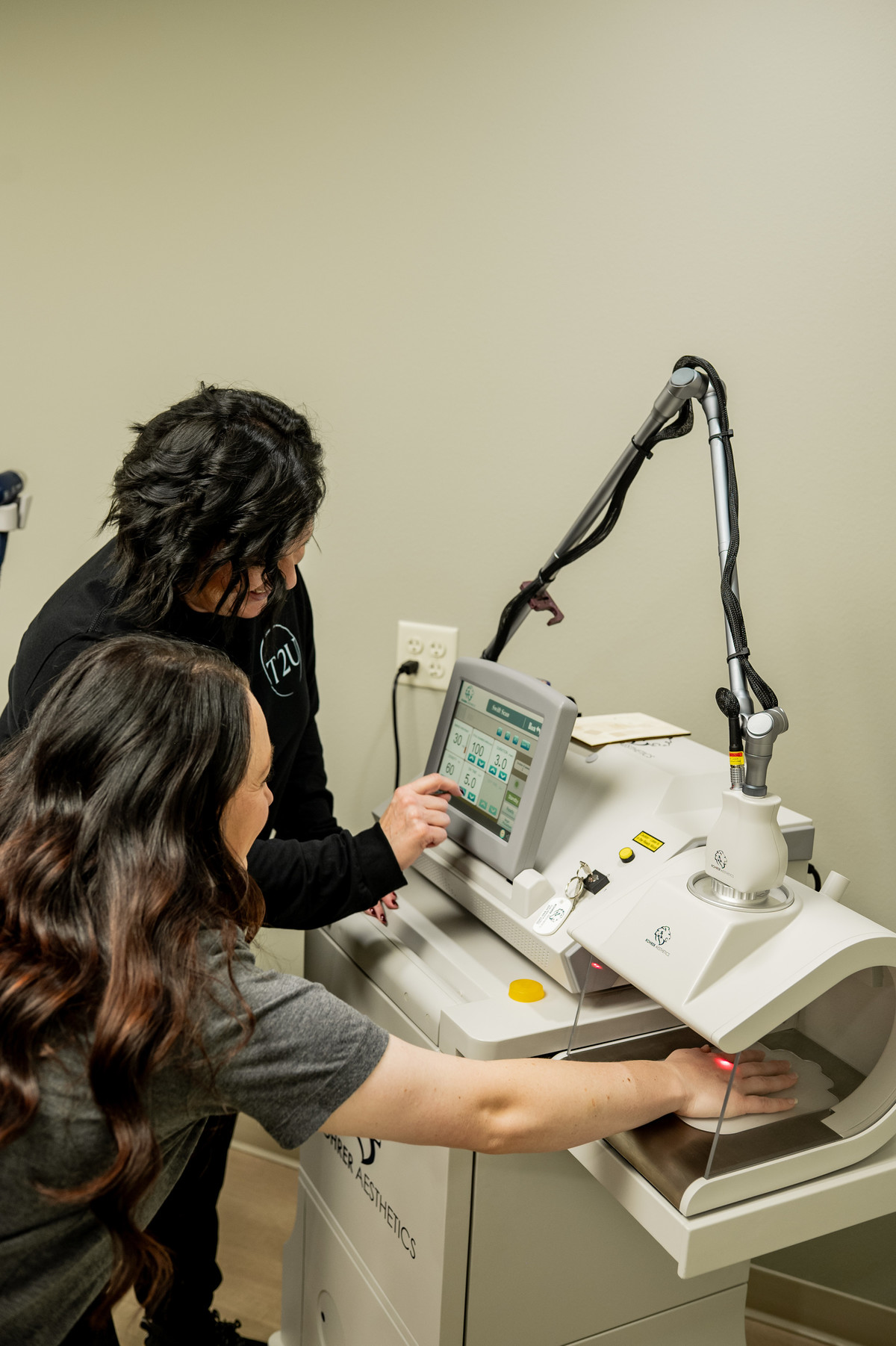 Phoenix CO2 Laser of the Hands | Services | Tailored To You